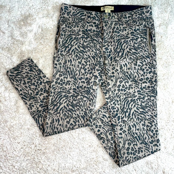Democracy | Pants & Jumpsuits | Democracy Womens Animal Print Pants Sz ...
